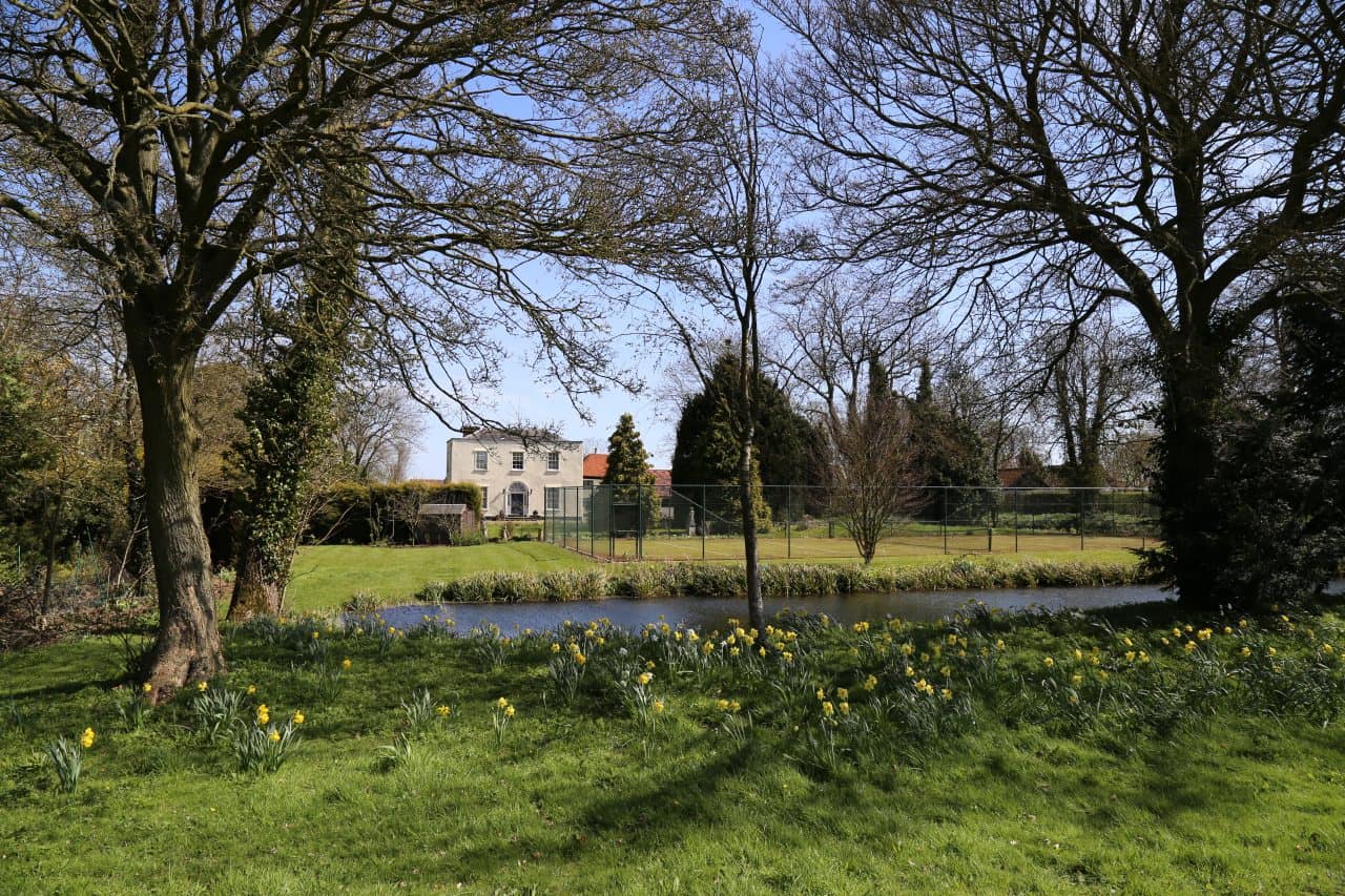 Teaching Jobs in Essex, UK - Point to Point